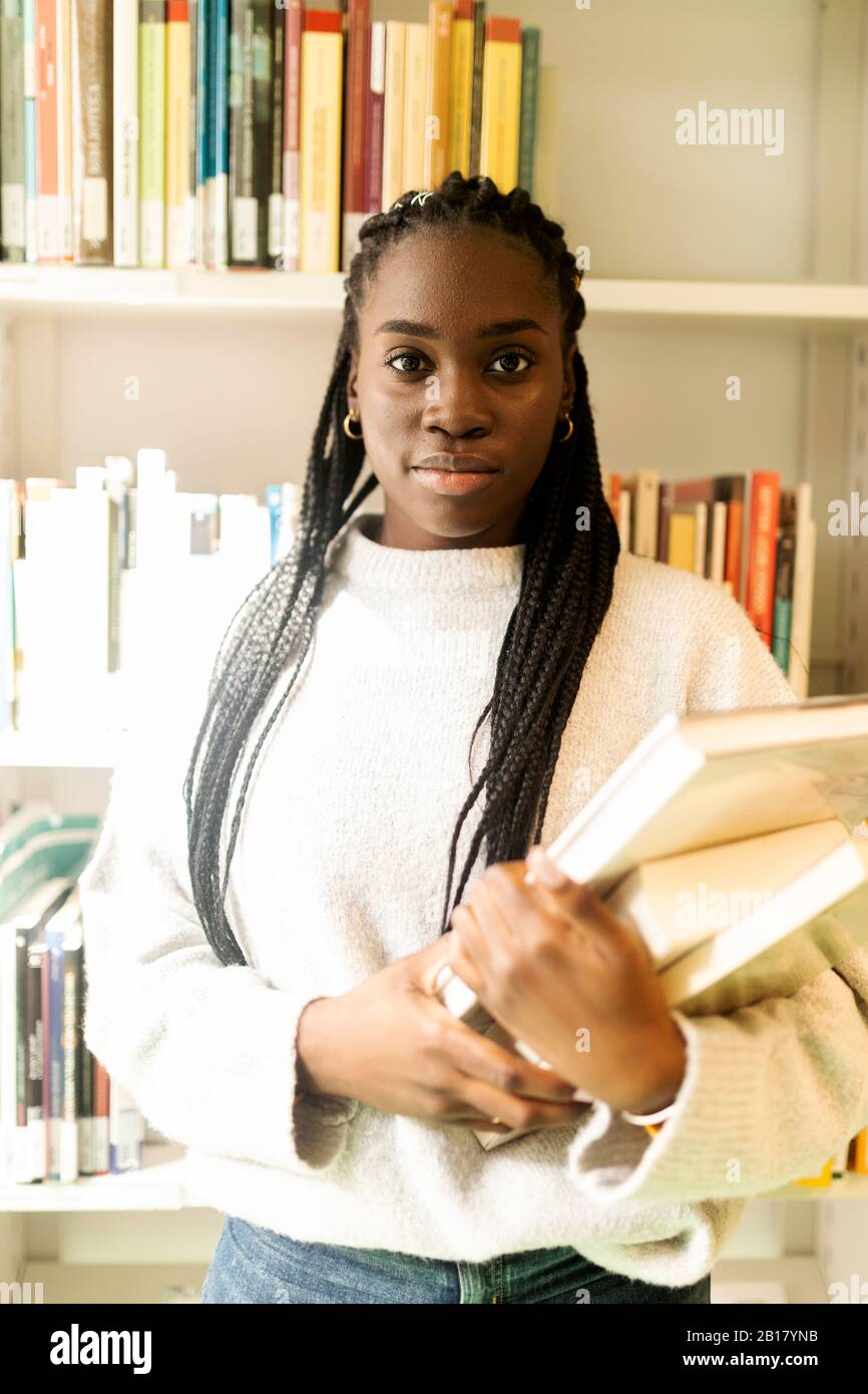 Confident black student hi-res stock photography and images - Alamy