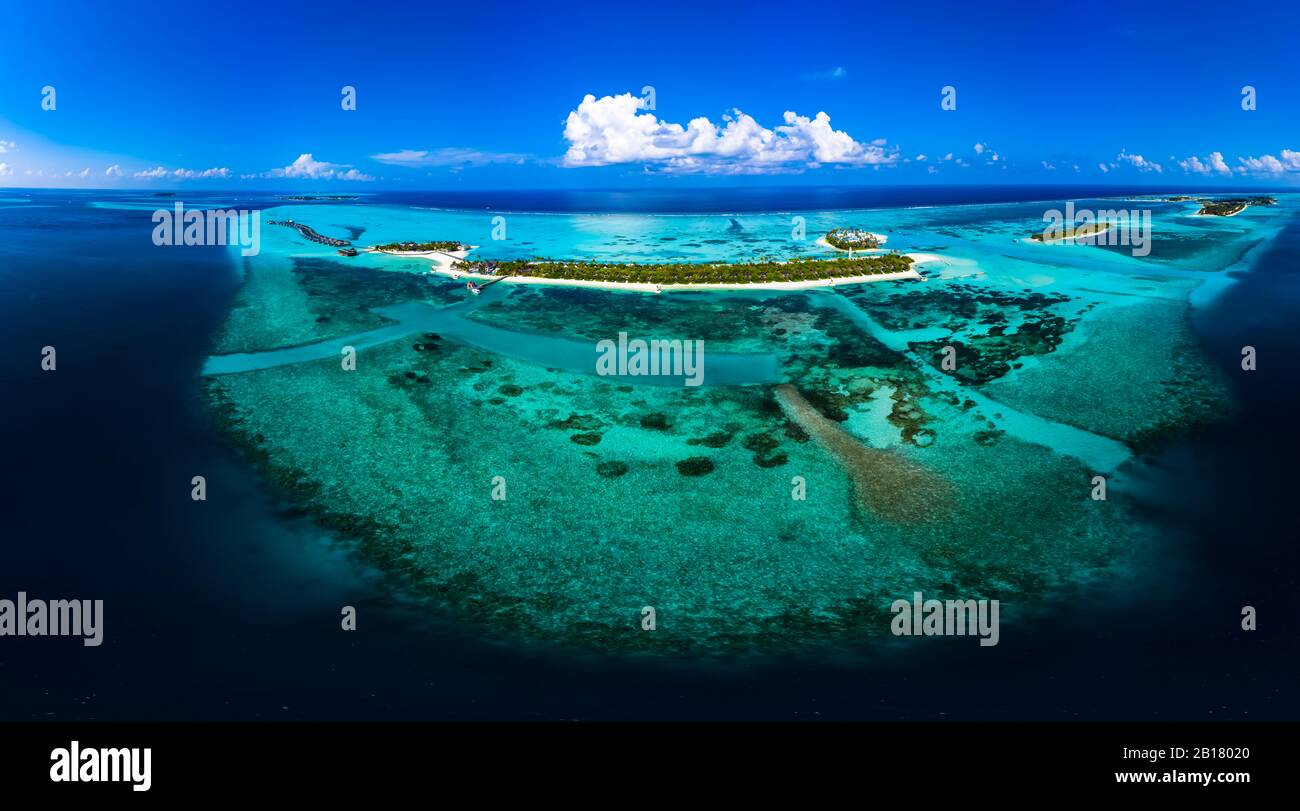 Maldives, Aerial view of Maadhoo island in summer Stock Photo - Alamy