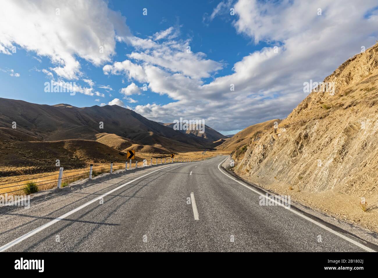 8 lane highway hi-res stock photography and images - Alamy