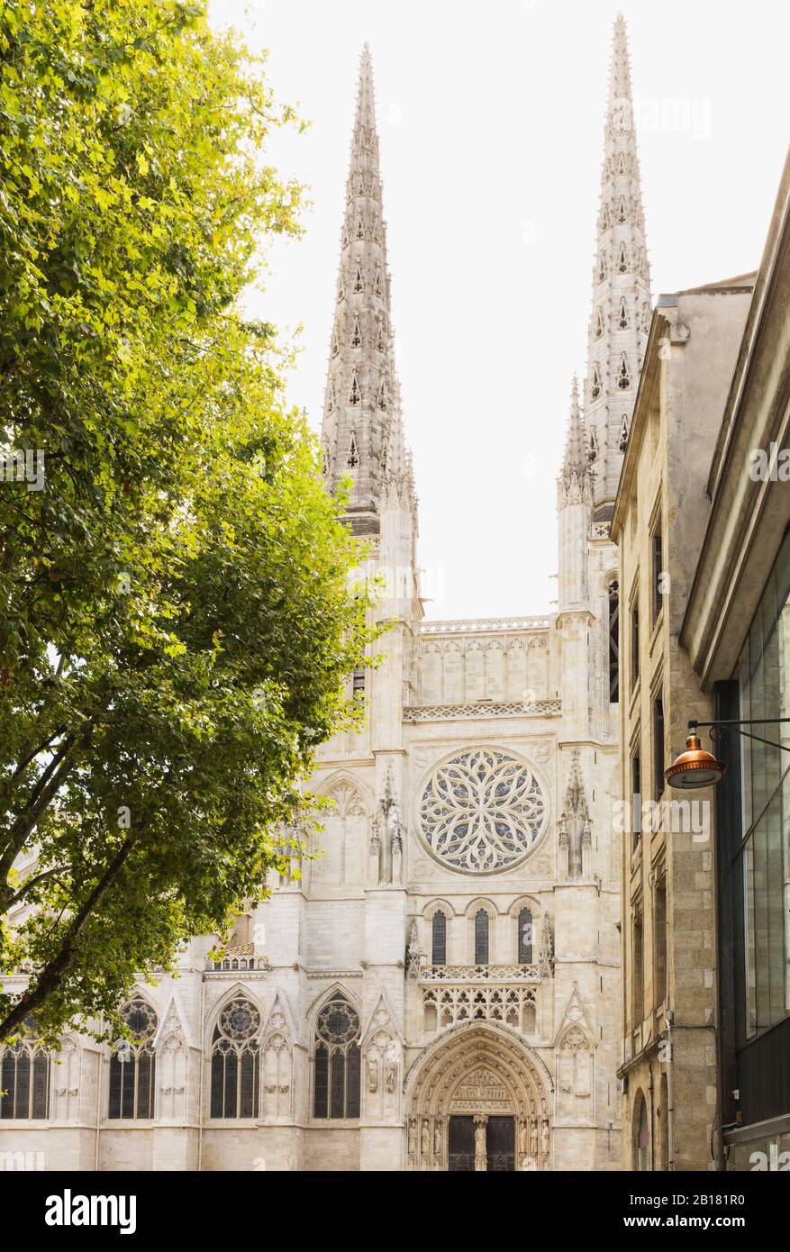 France, Gironde, Bordeaux, Facade of Bordeaux Cathedral Stock Photo - Alamy