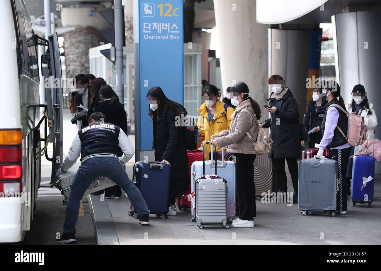 South Korea. 24th Feb, 2020. Chinese students enter country Chinese ...