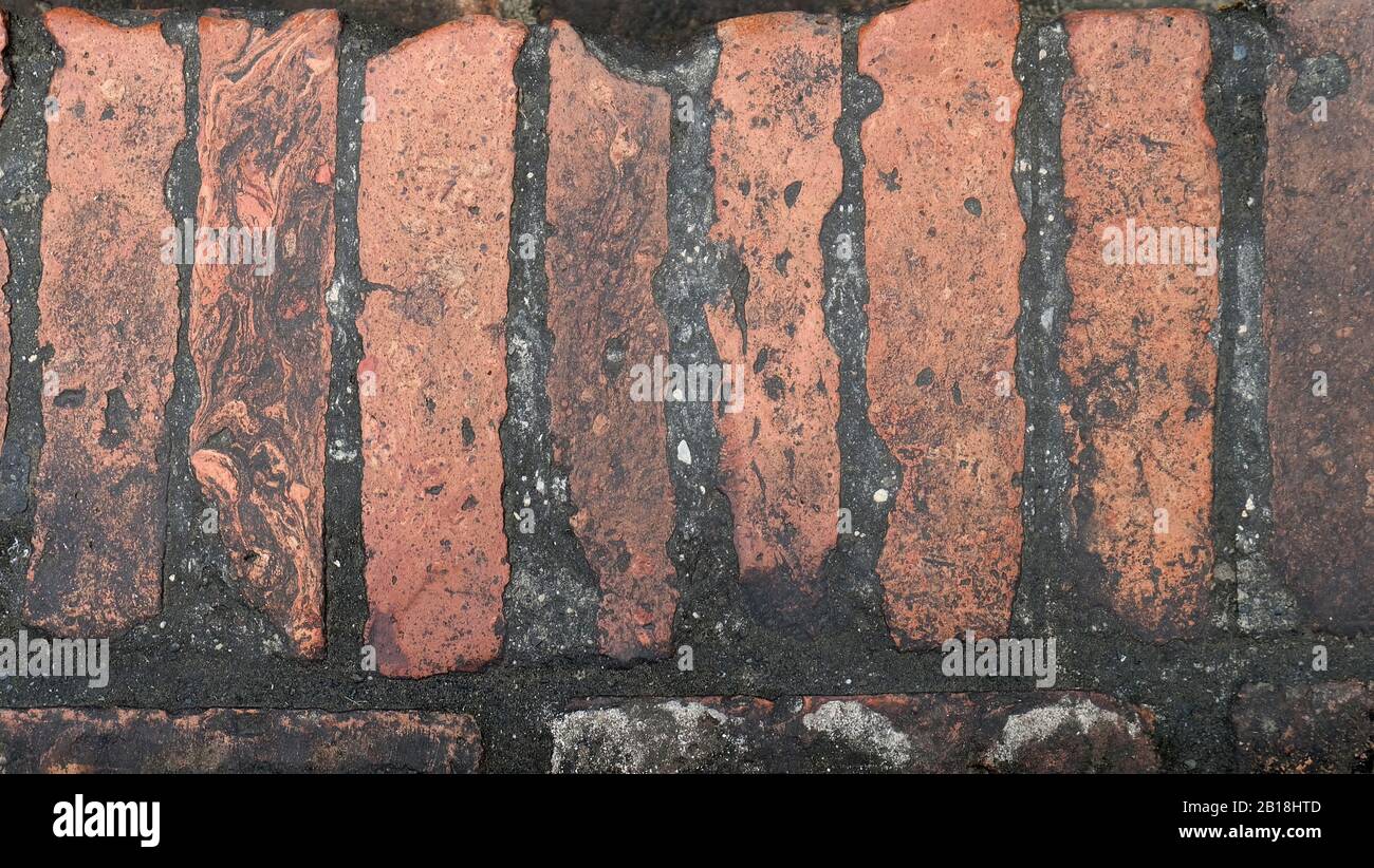 Elongated brickwork hi-res stock photography and images - Alamy