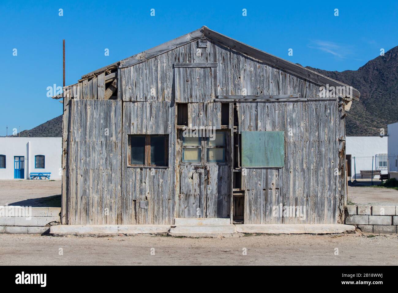 Old wooden warehouse hi-res stock photography and images - Alamy