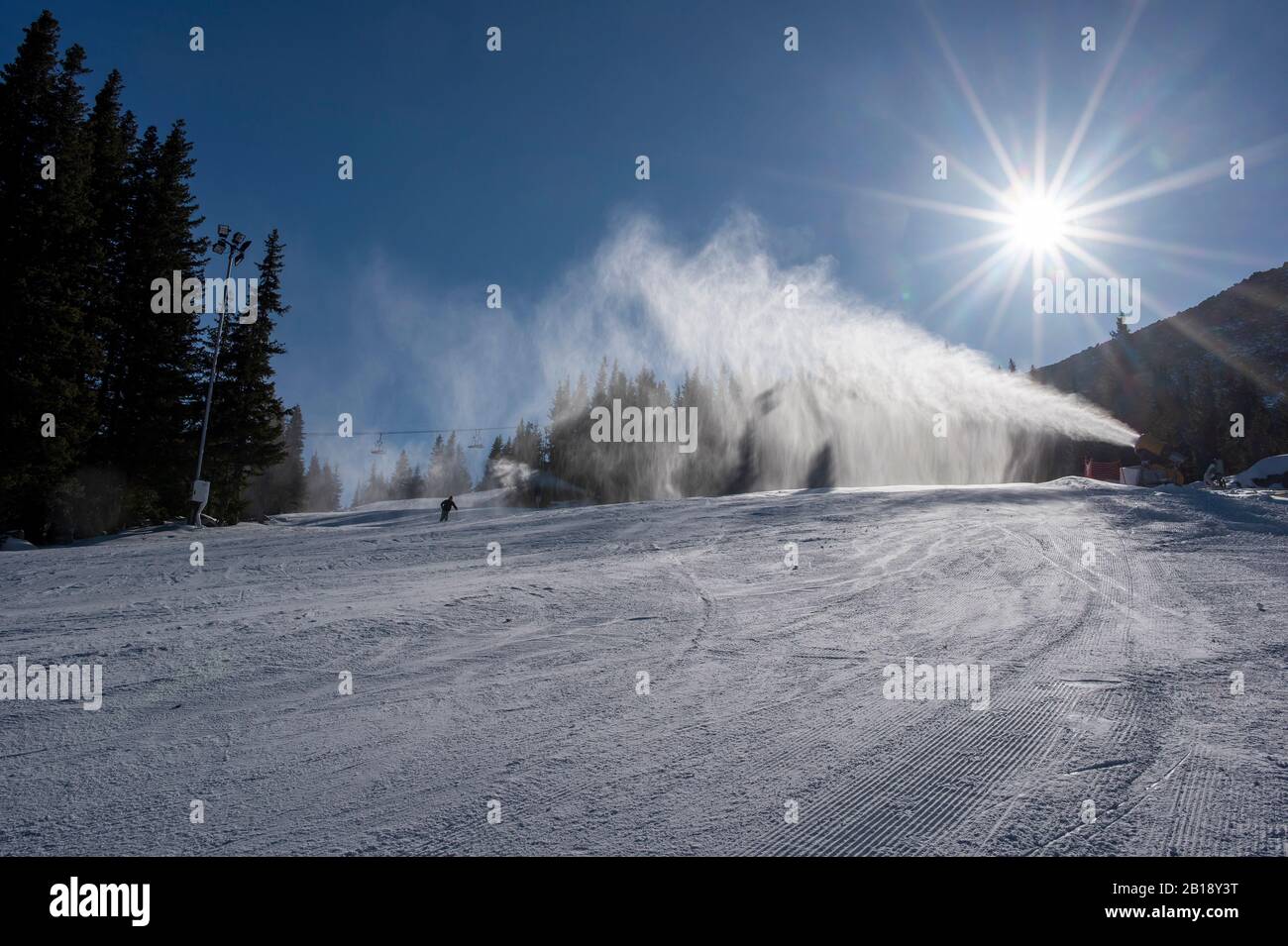 Artificial snow machine hi-res stock photography and images - Alamy