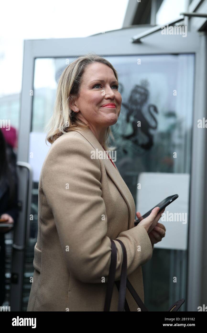 Jennifer robinson julian hi-res stock photography and images - Alamy