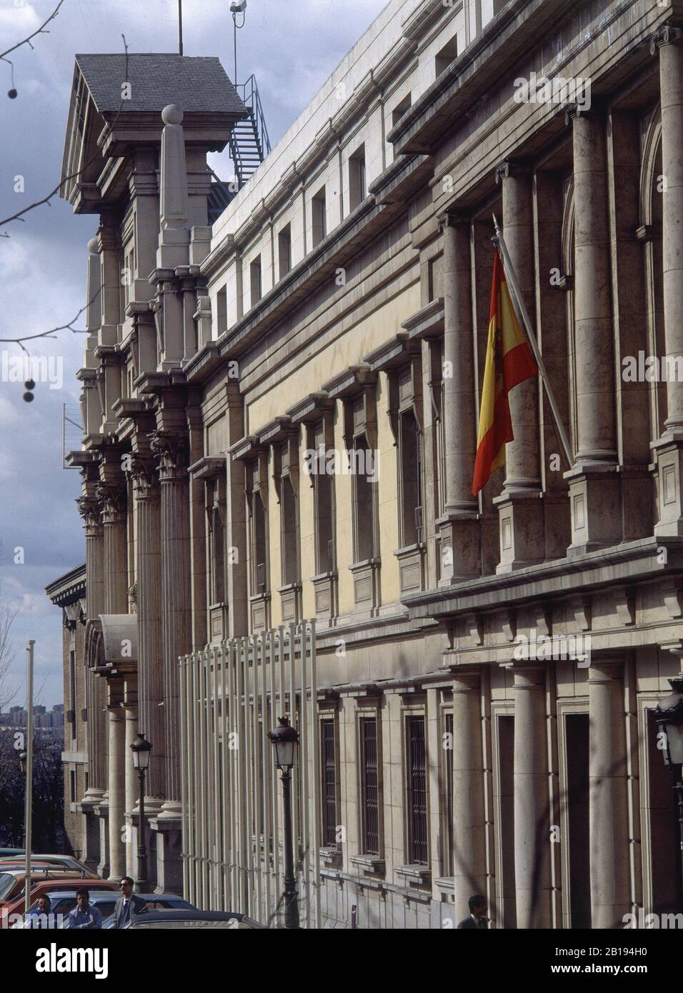 FACHADA PRINCIPAL DEL PALACIO DEL SENADO EN LA PLAZA DE LA MARINA ...