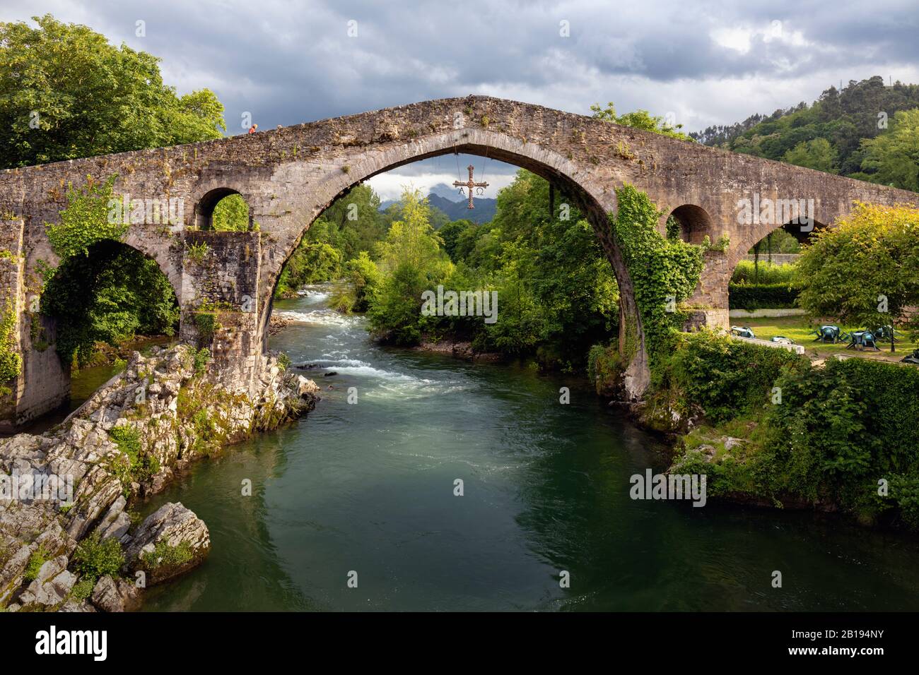 Triple arched bridge over the Sella river, Cangas de Onis, Asturias ...