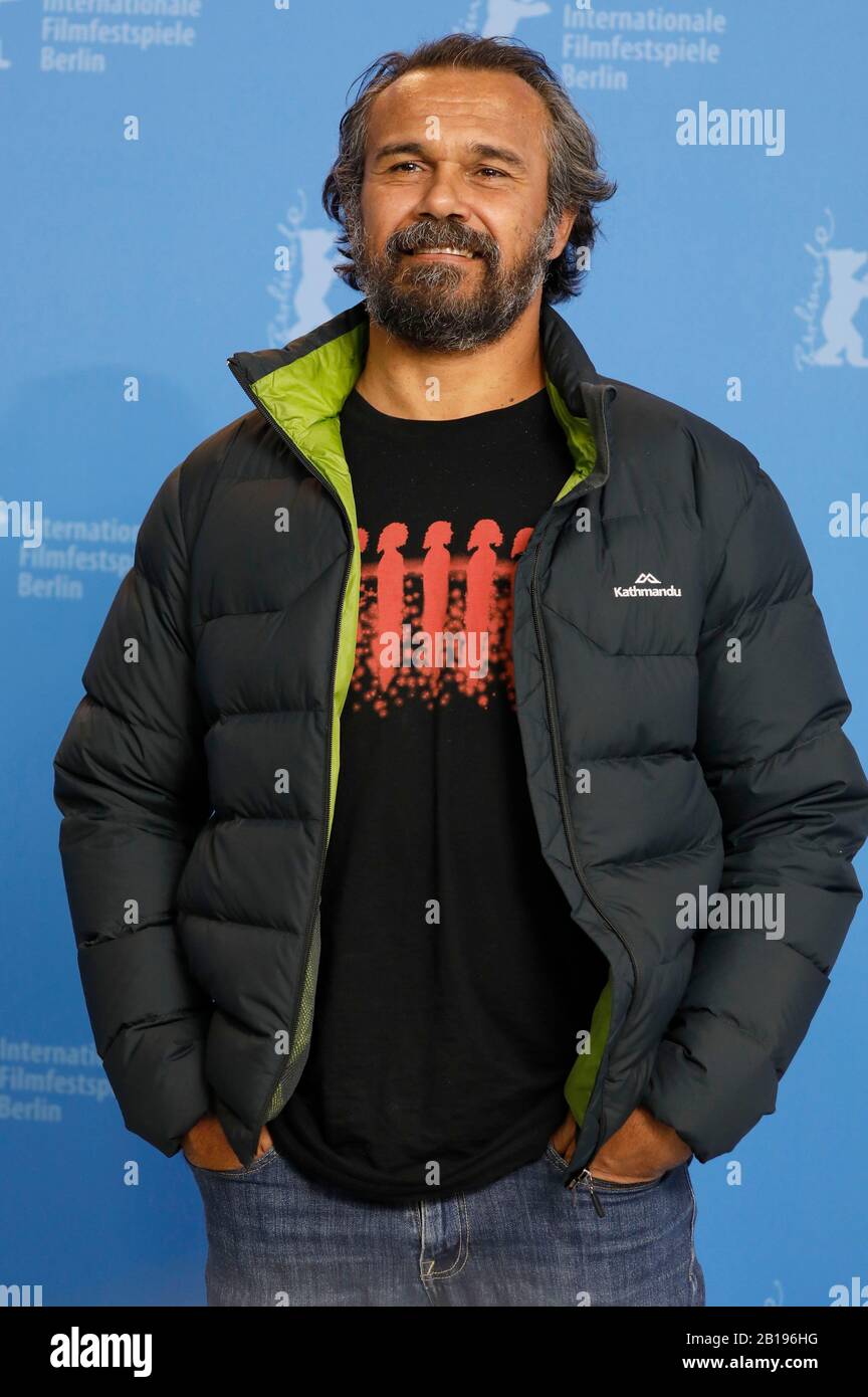 Aaron pedersen hi-res stock photography and images - Alamy