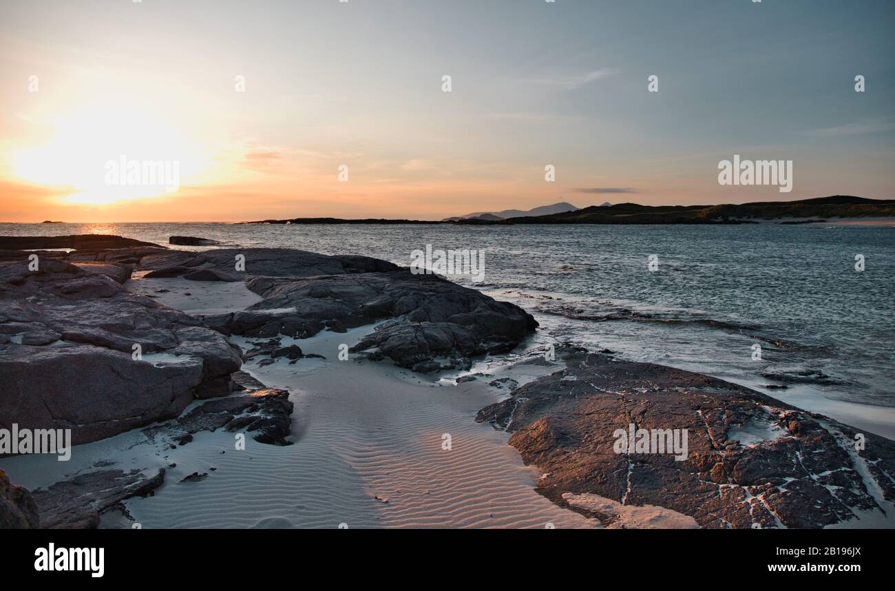 Sunset over the Atlantic Ocean from Sanna Bay, Ardnamurchan Peninsula ...
