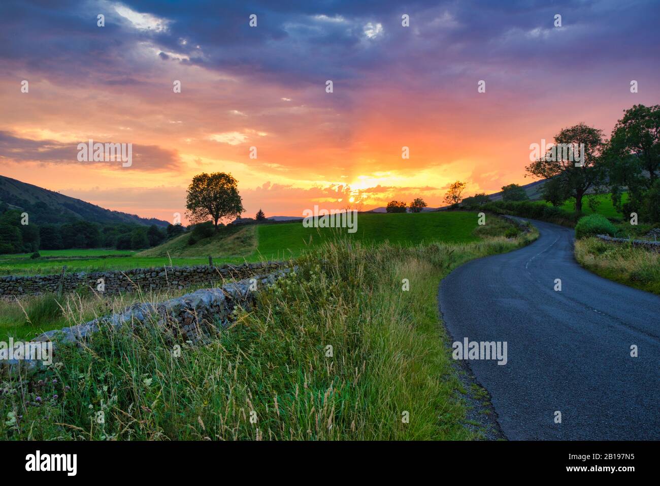 Yorkshire sunset hi-res stock photography and images - Alamy