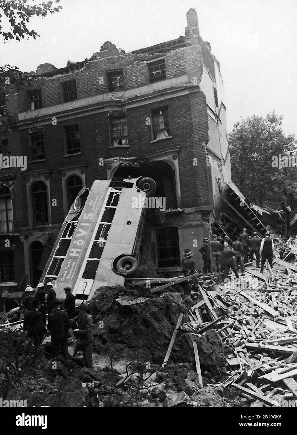 London,blitz,German bombing,Britain,second world war,mass air offensive ...