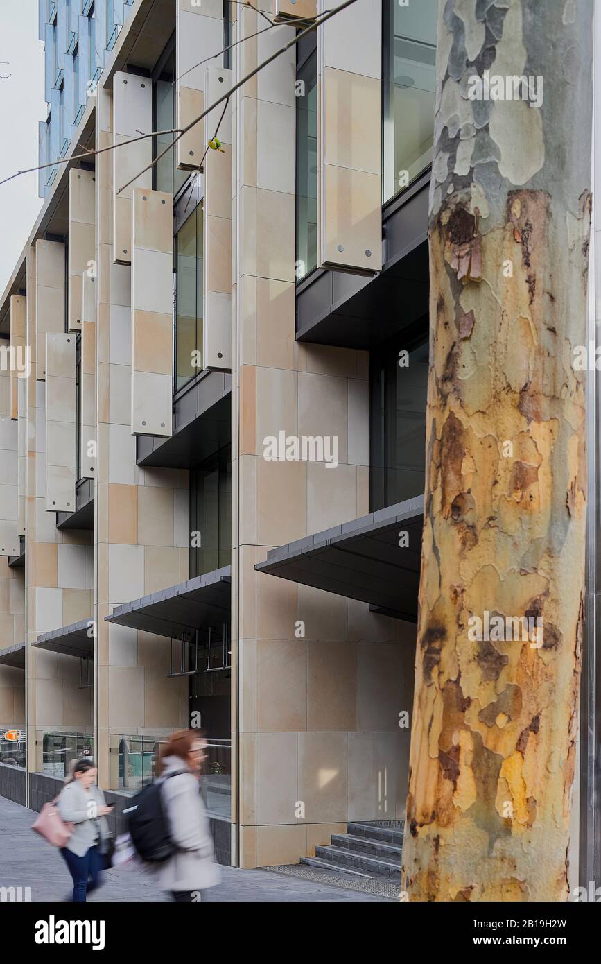 Podium facade and blades. Sixty Martin Place, Sydney, Australia ...