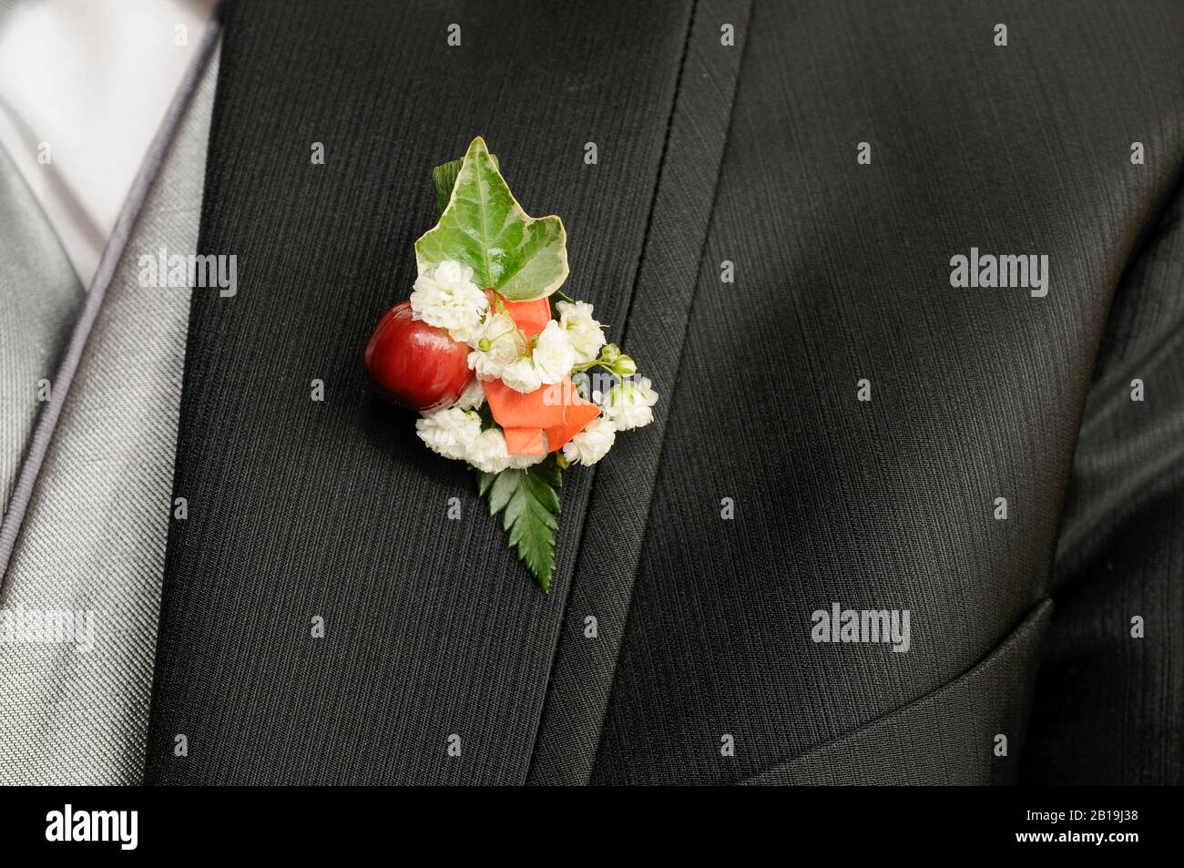 Black and red floral suit hi-res stock photography and images - Alamy
