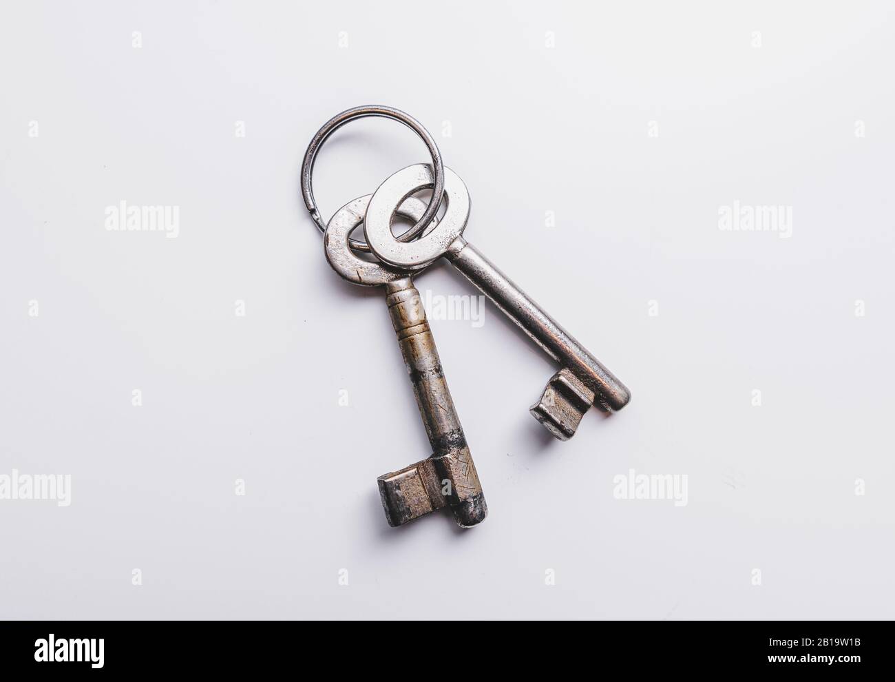 Old rusty key hi-res stock photography and images - Alamy