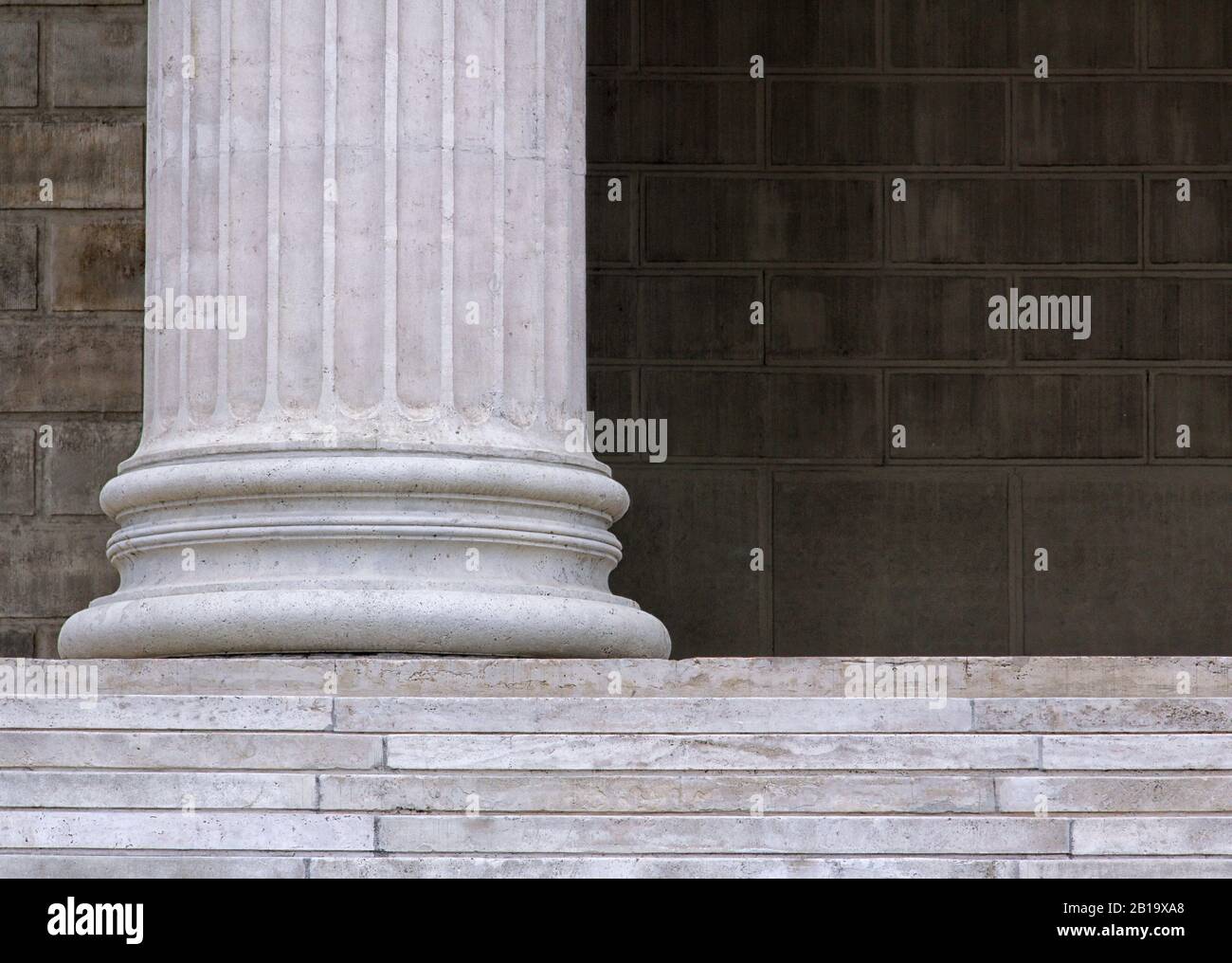 White stone columns with pedestal stairs Stock Photo - Alamy