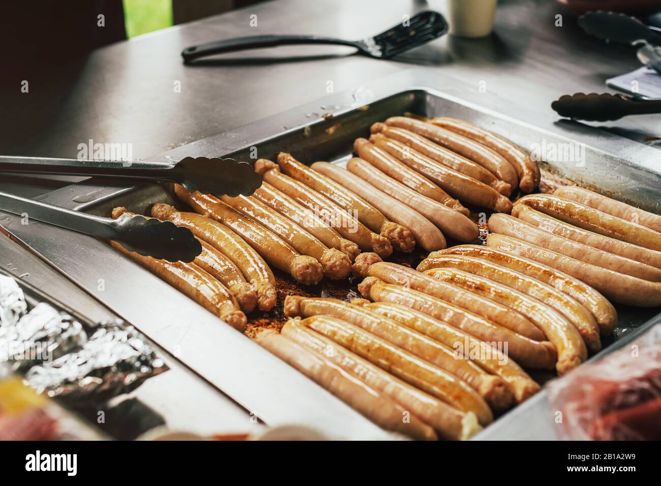 Public bbq hi-res stock photography and images - Alamy