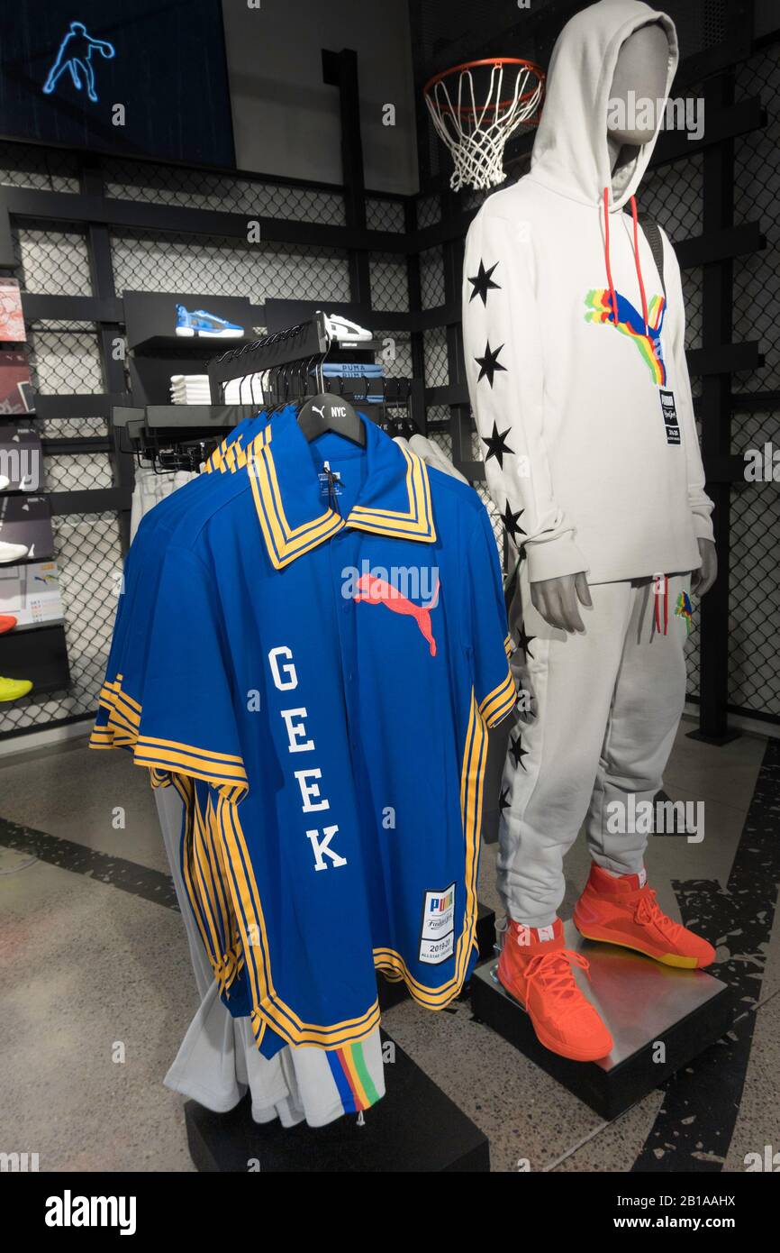 Puma Flagship Store on Fifth Avenue, New York City, USA Stock Photo - Alamy