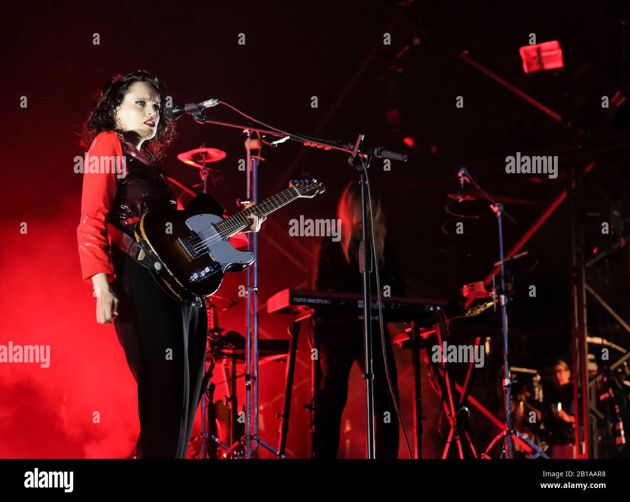 Anna calvi singer hi-res stock photography and images - Alamy