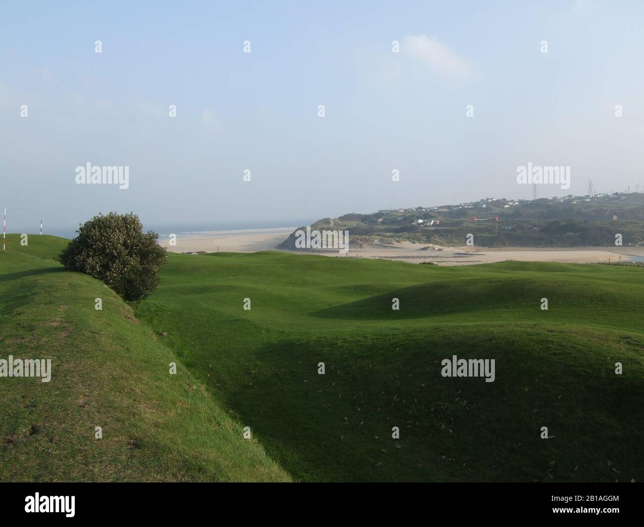 Grassy coast, Cornwall Stock Photo - Alamy