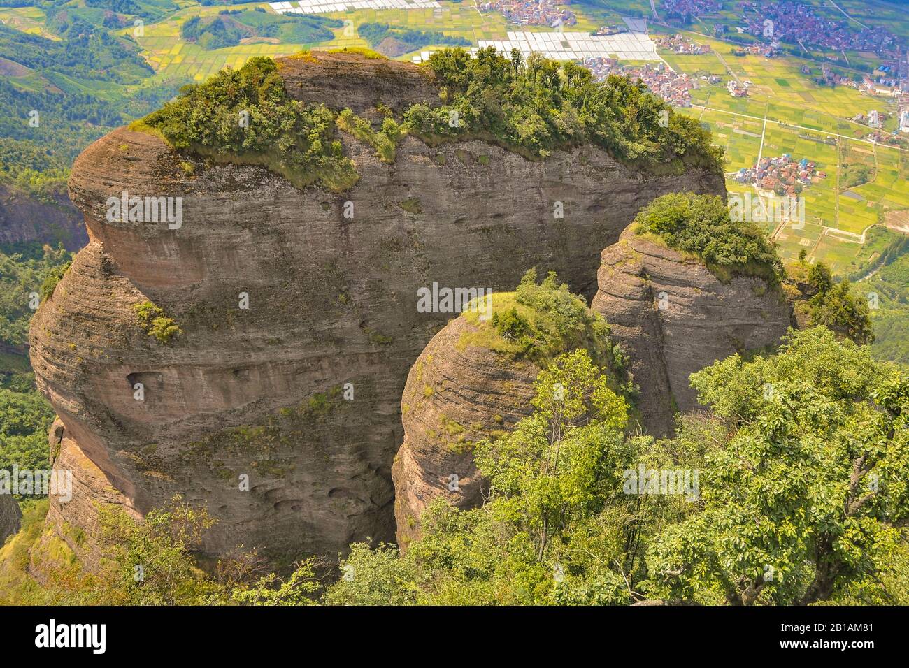 Shimen mountain hi-res stock photography and images - Alamy