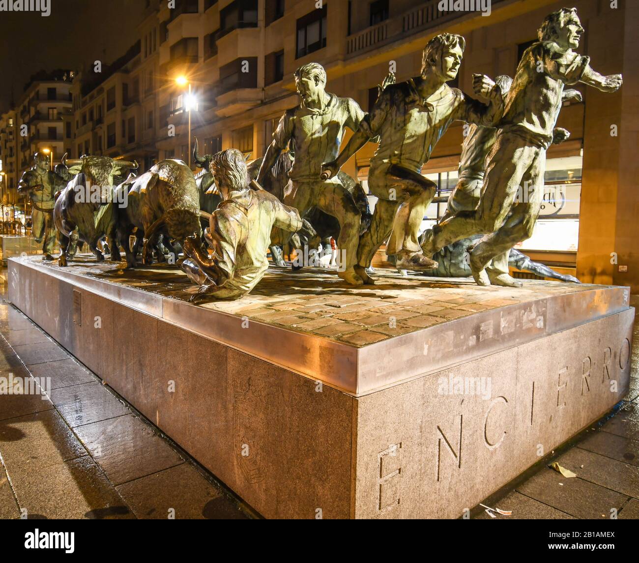 Monument to the enclosures of San Fermin in Pamplona Stock Photo - Alamy