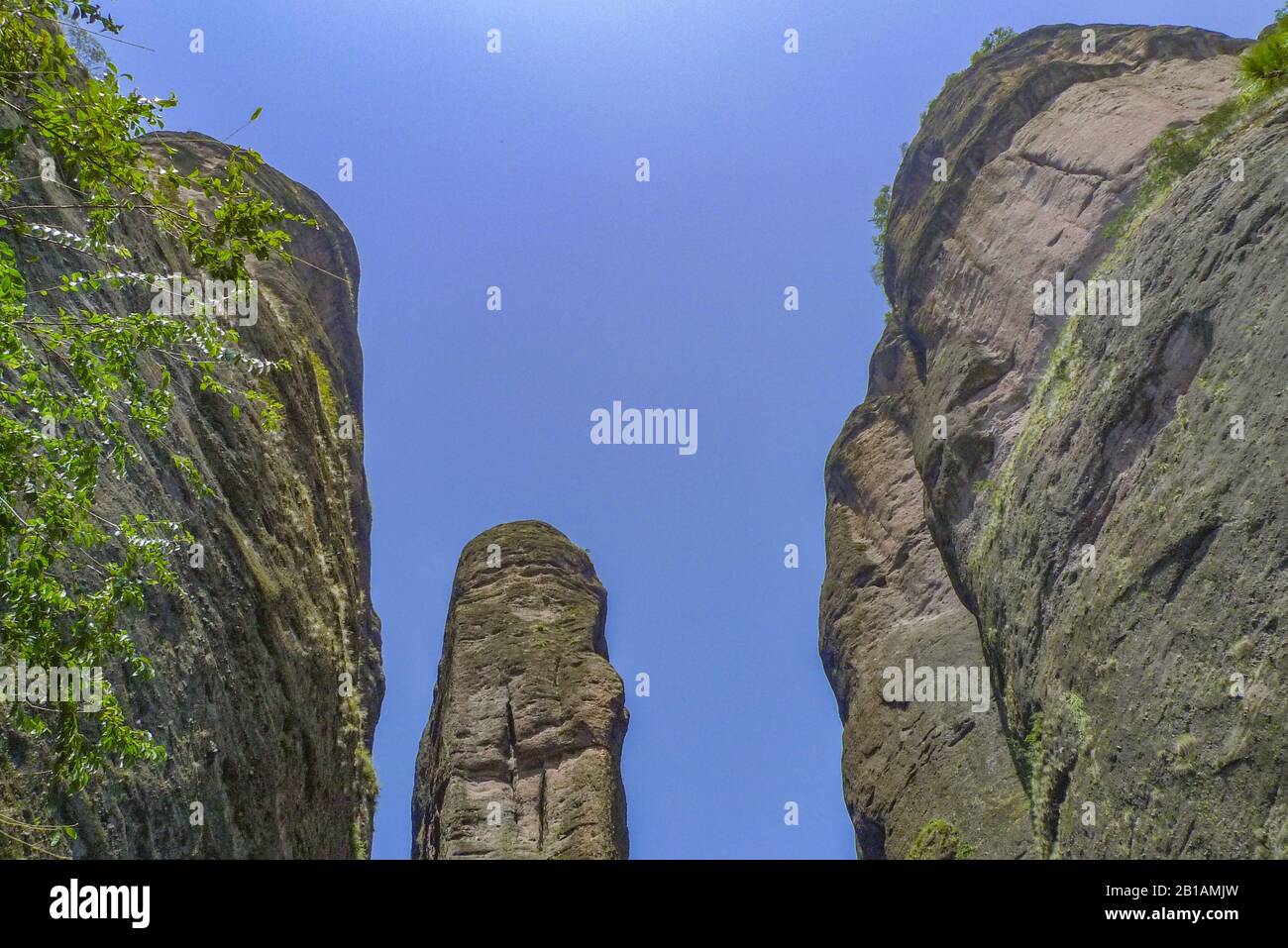 Mountaini hi-res stock photography and images - Alamy
