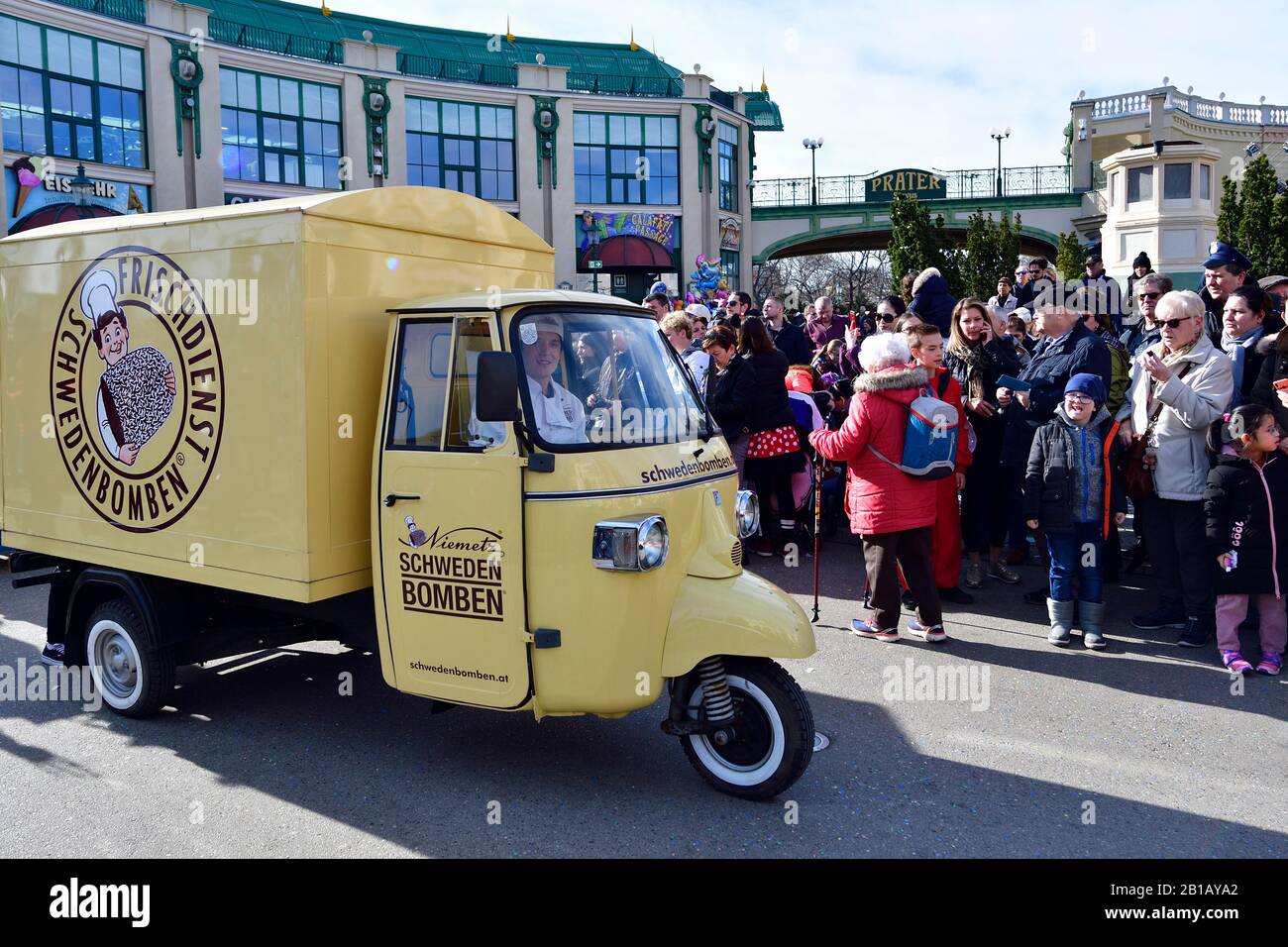 Mardi Gras Parade High Resolution Stock Photography and Images - Alamy