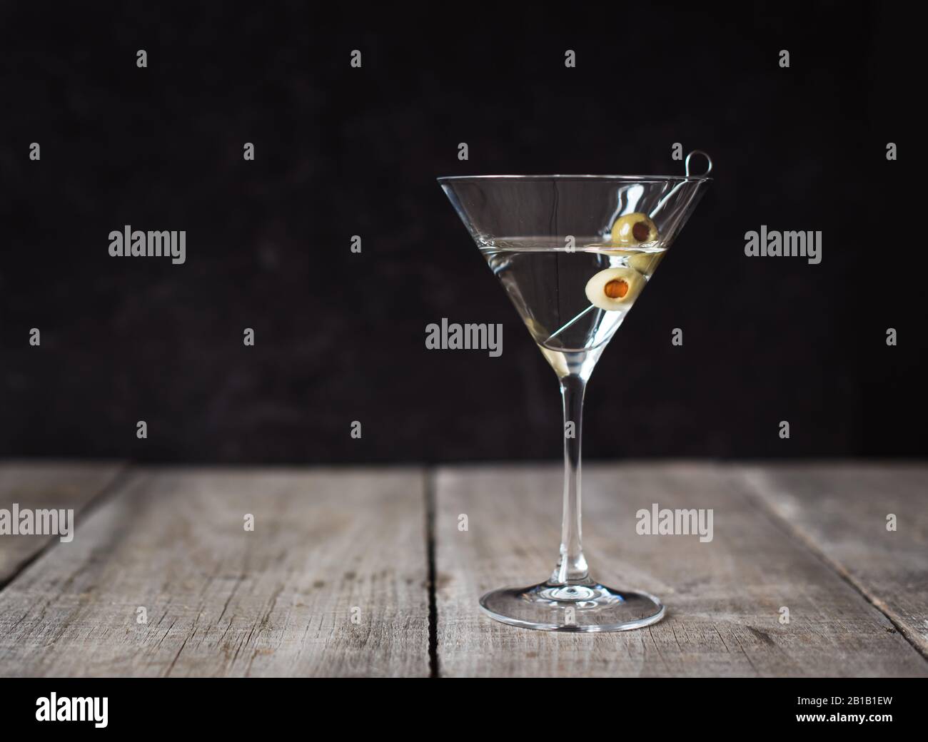 Classic dry martini hi-res stock photography and images - Alamy
