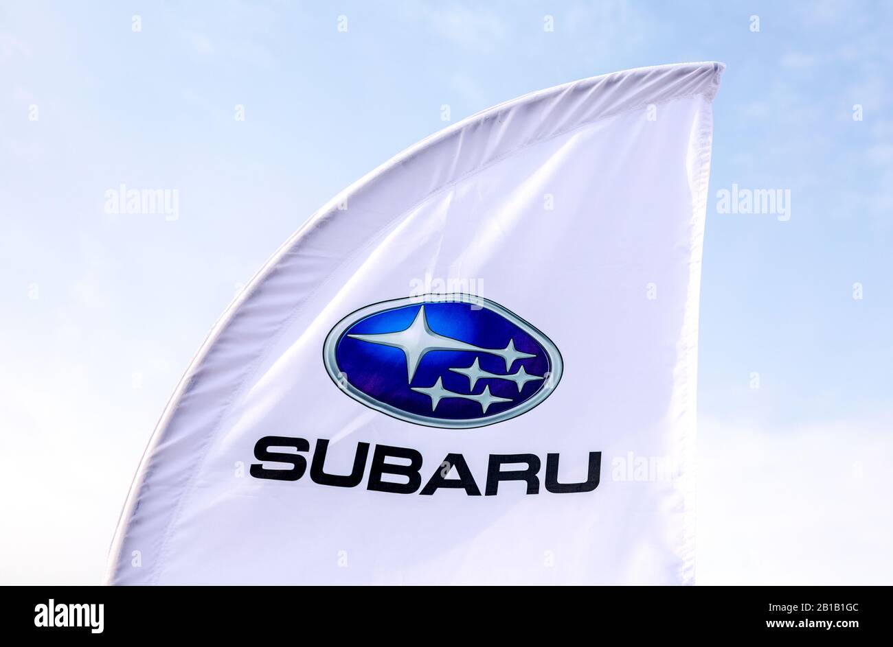 Subaru emblem hi-res stock photography and images - Alamy