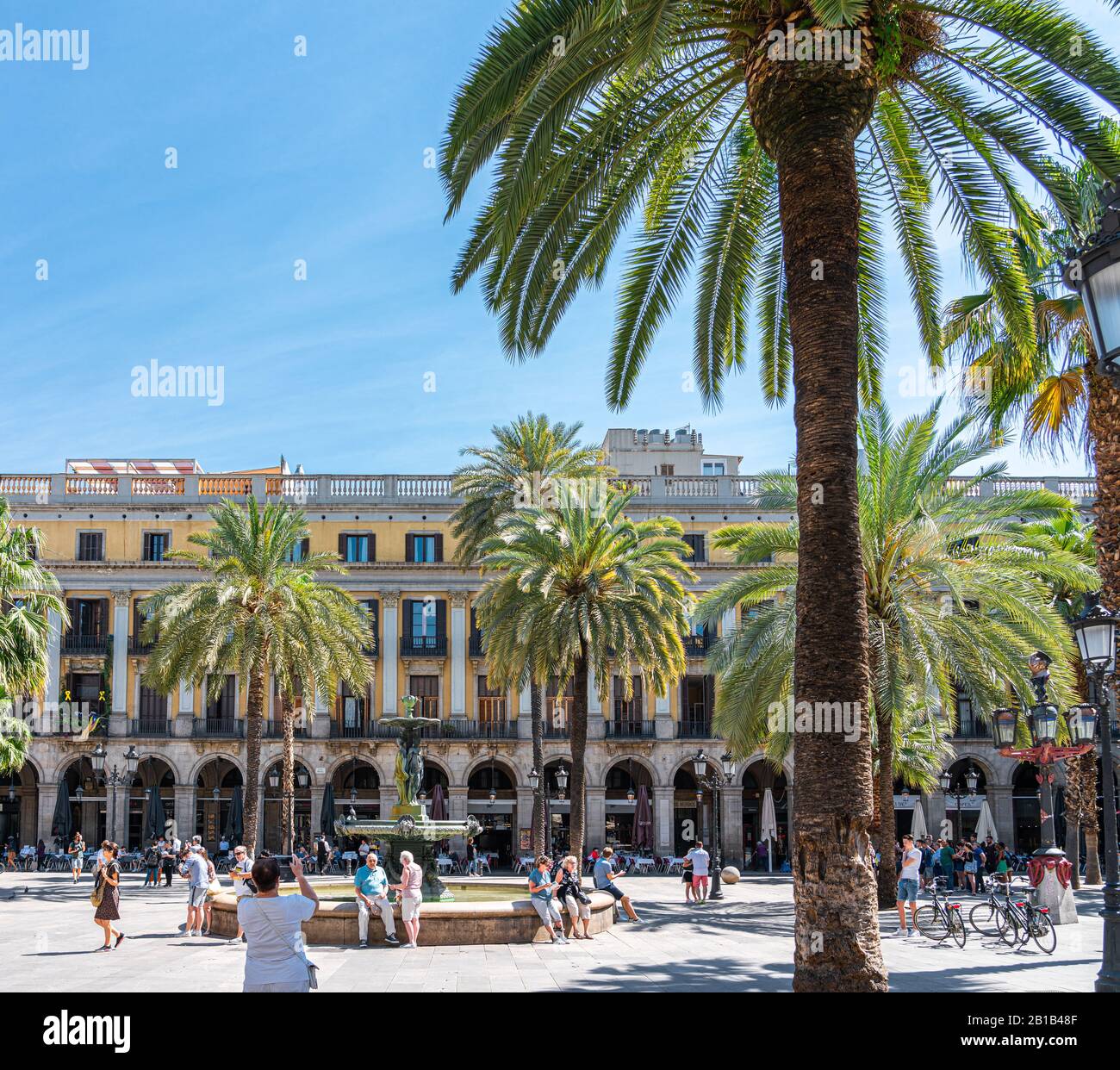 BARCELONA, SPAIN - JUNE 03, 2019: People Gathering In Royal Square ...