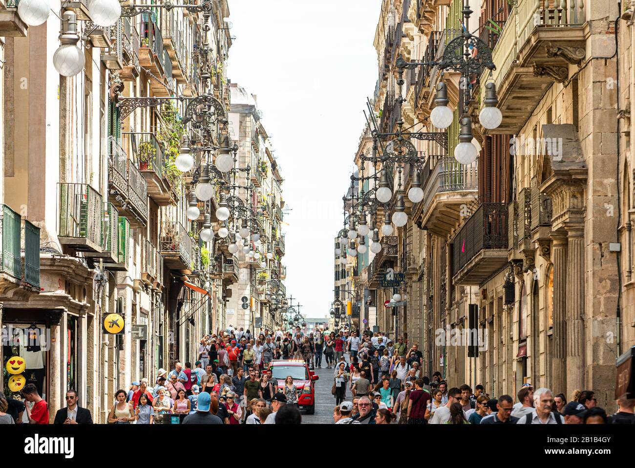 BARCELONA, SPAIN - JUNE 03, 2019: Crowd Of People In Central Downtown ...