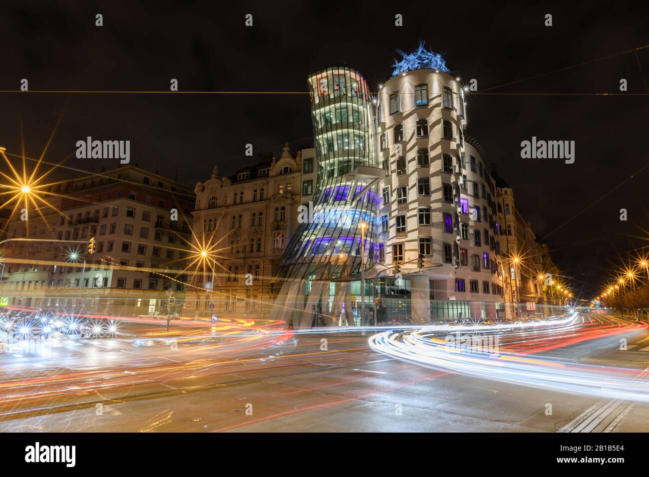 Dancing buildings hi-res stock photography and images - Alamy