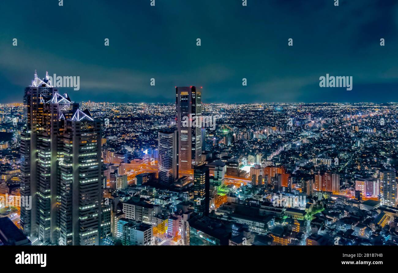 Top view of tokyo cityscape at night time hi-res stock photography and ...