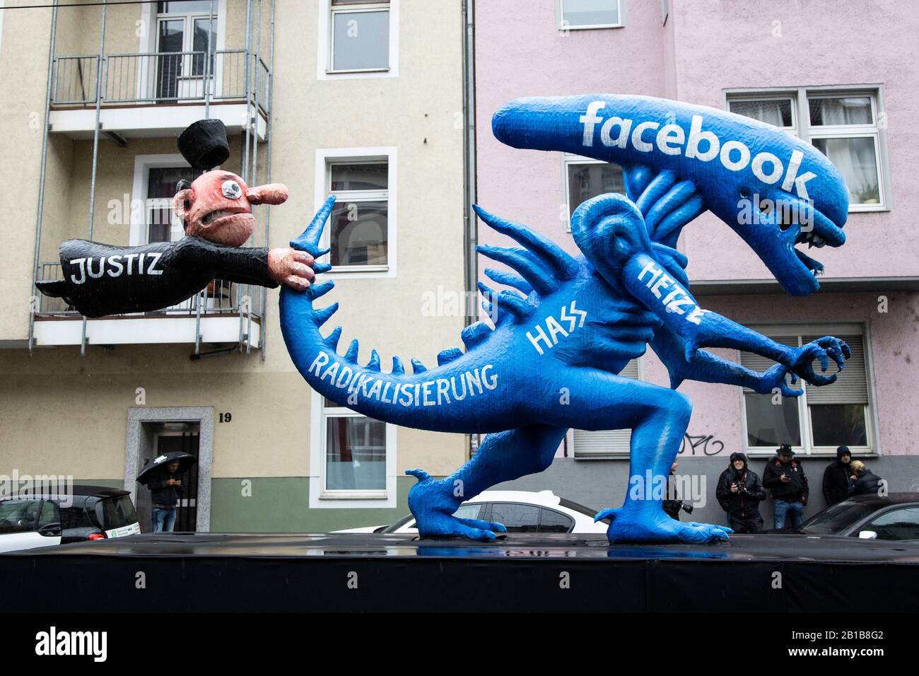 Dusseldorf, Germany. 24th Feb, 2020. Rosenmontag carnival parade in ...