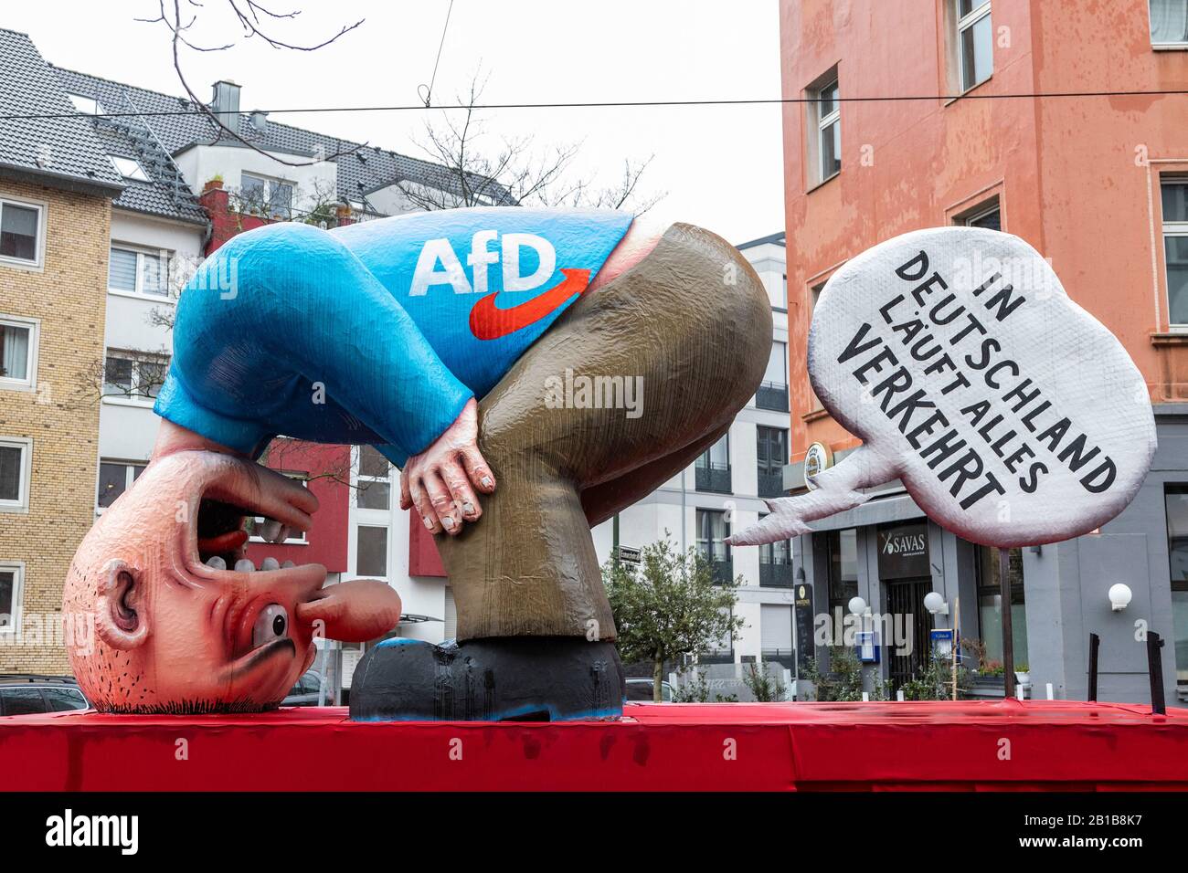 Dusseldorf, Germany. 24th Feb, 2020. Rosenmontag carnival parade in ...