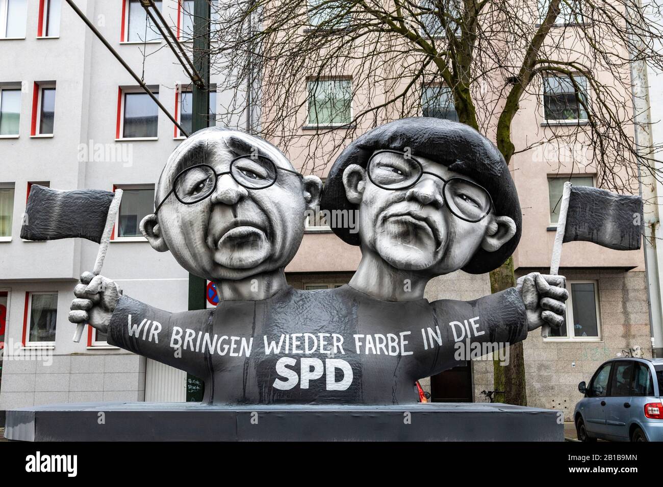 Dusseldorf, Germany. 24th Feb, 2020. Rosenmontag carnival parade in ...