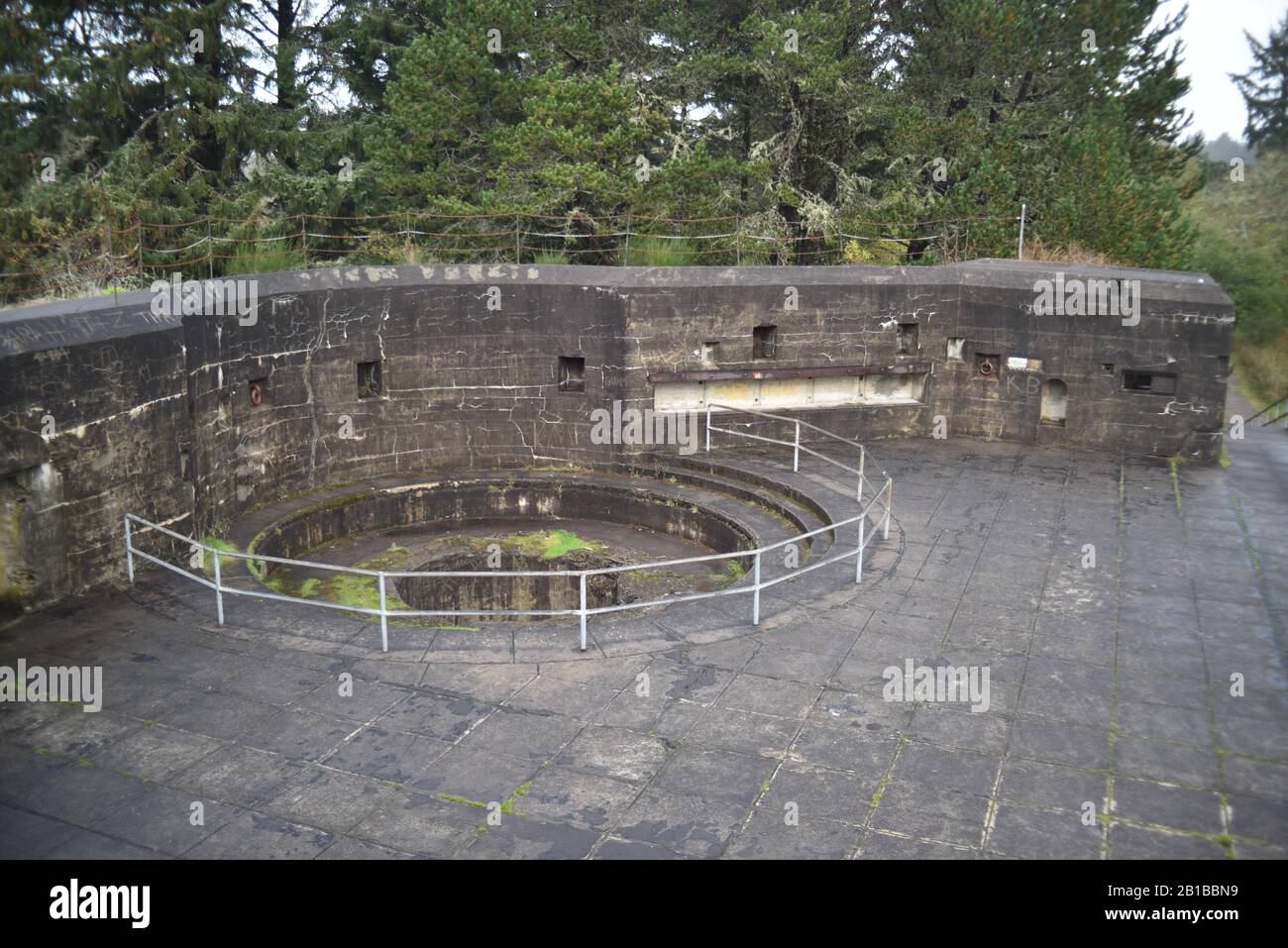 10 inch hi-res stock photography and images - Alamy