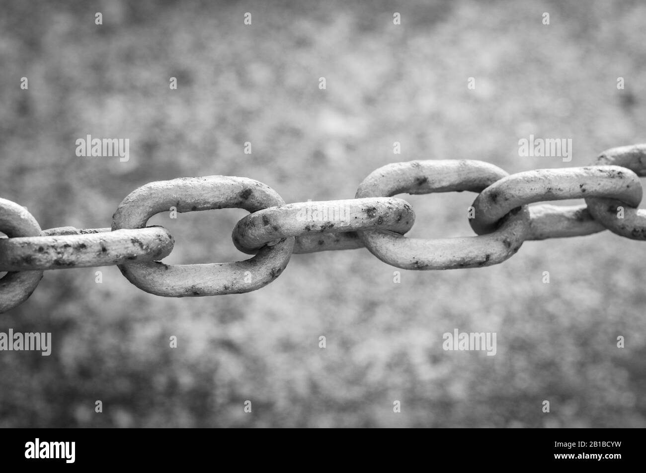 old chain close up view Stock Photo - Alamy