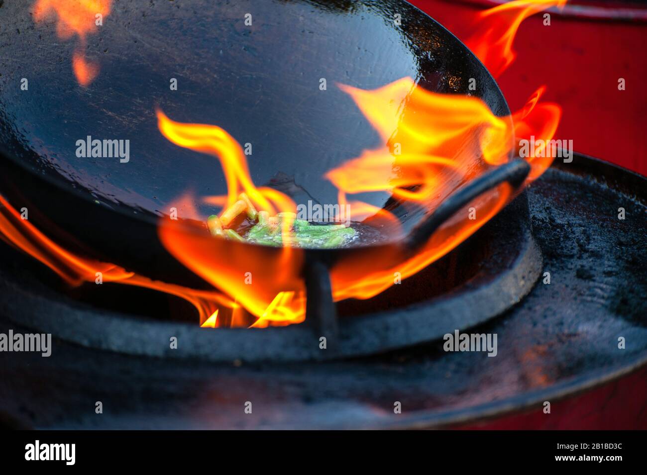 Cooking on gas stove street hi-res stock photography and images - Alamy