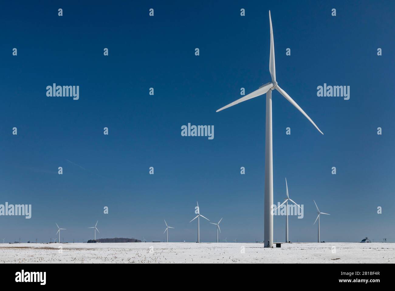 Ubly, Michigan - A wind farm in Michigan's Thumb region Stock Photo - Alamy