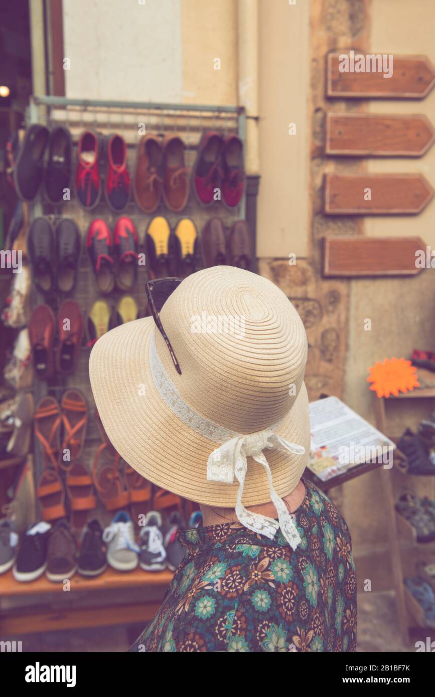 Pick shoe on women hi-res stock photography and images - Alamy