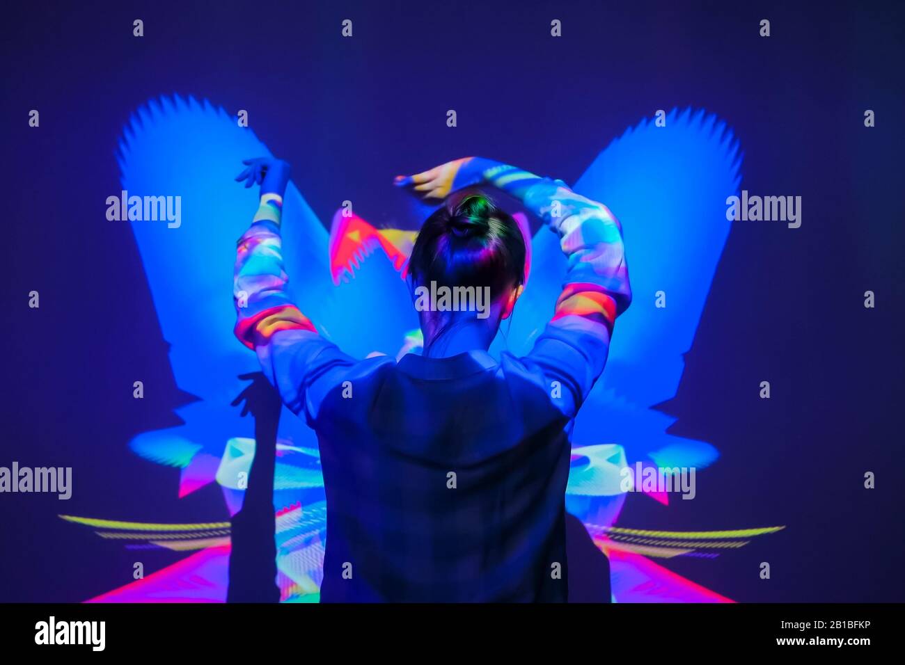 Augmented reality experience hi-res stock photography and images - Alamy