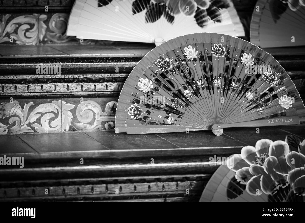 Spanish woman dancing Black and White Stock Photos & Images - Alamy