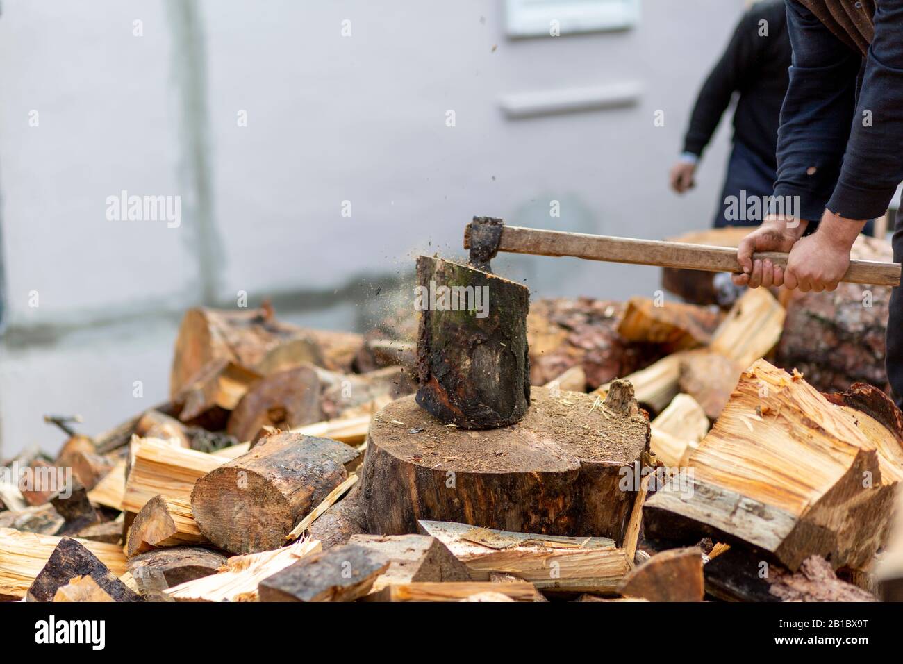 Woodcutter woodcutters hi-res stock photography and images - Alamy