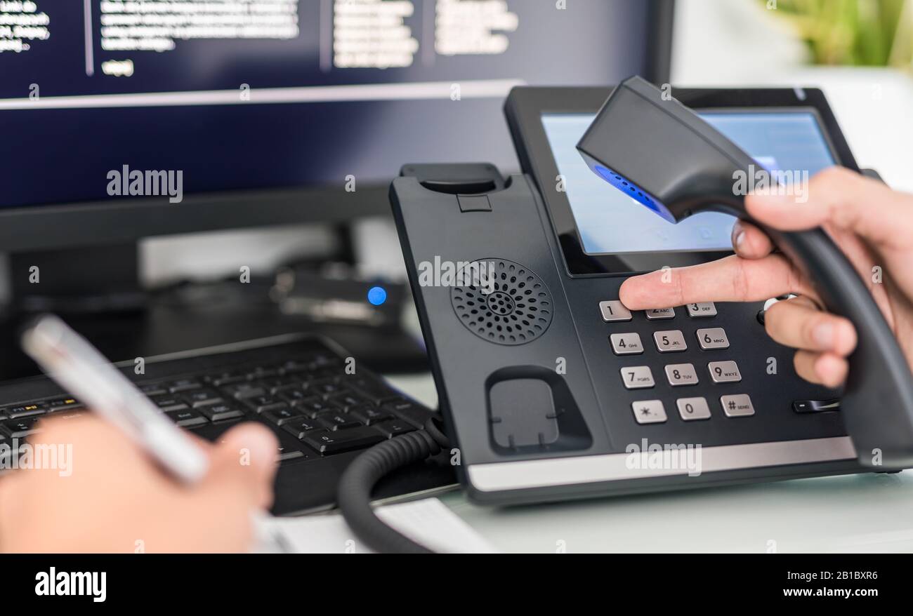 Communication support, call center and customer service help desk. VOIP ...