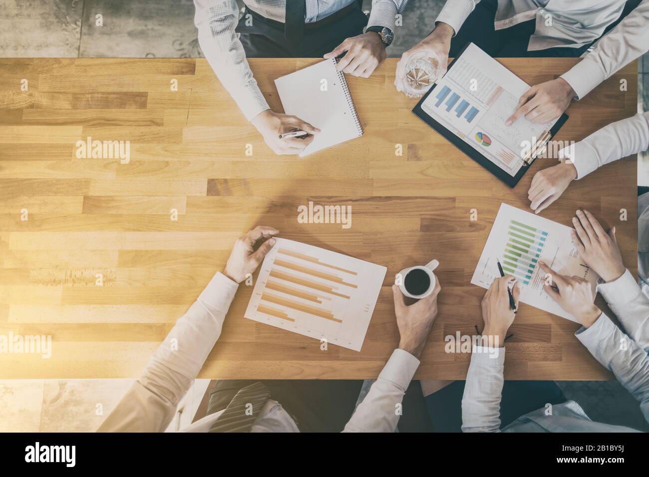 Team analysis hi-res stock photography and images - Alamy
