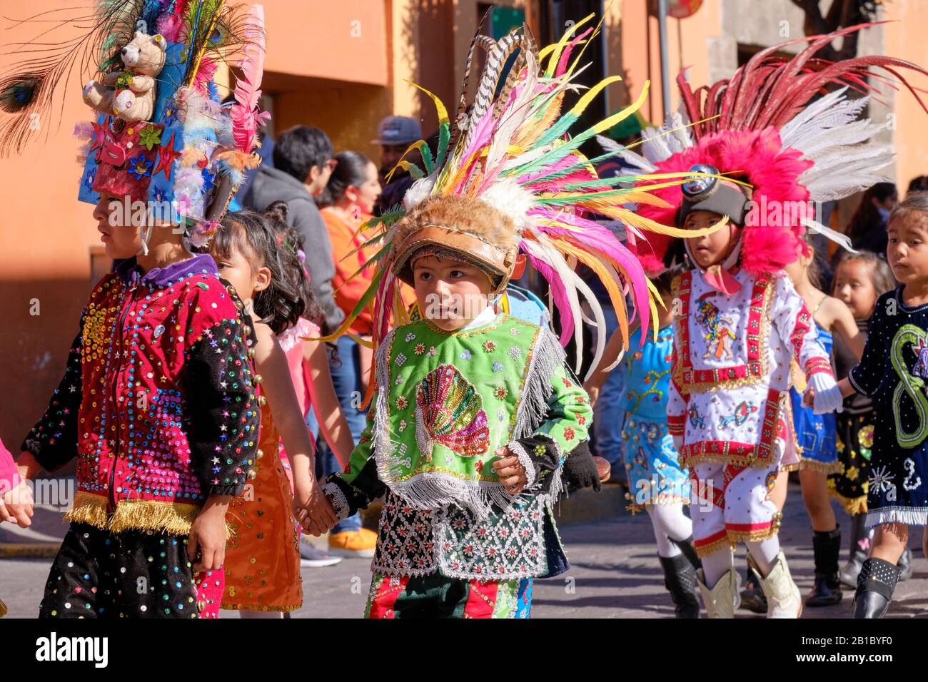 Carnival outfit with feathers hi-res stock photography and images - Alamy