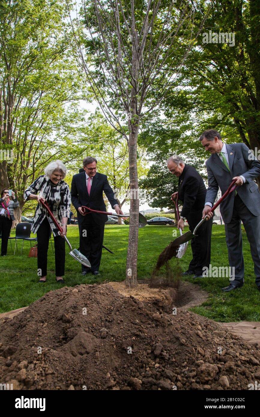Fulbright Program Commemorative Tree Planting Ceremony (26516464901 ...