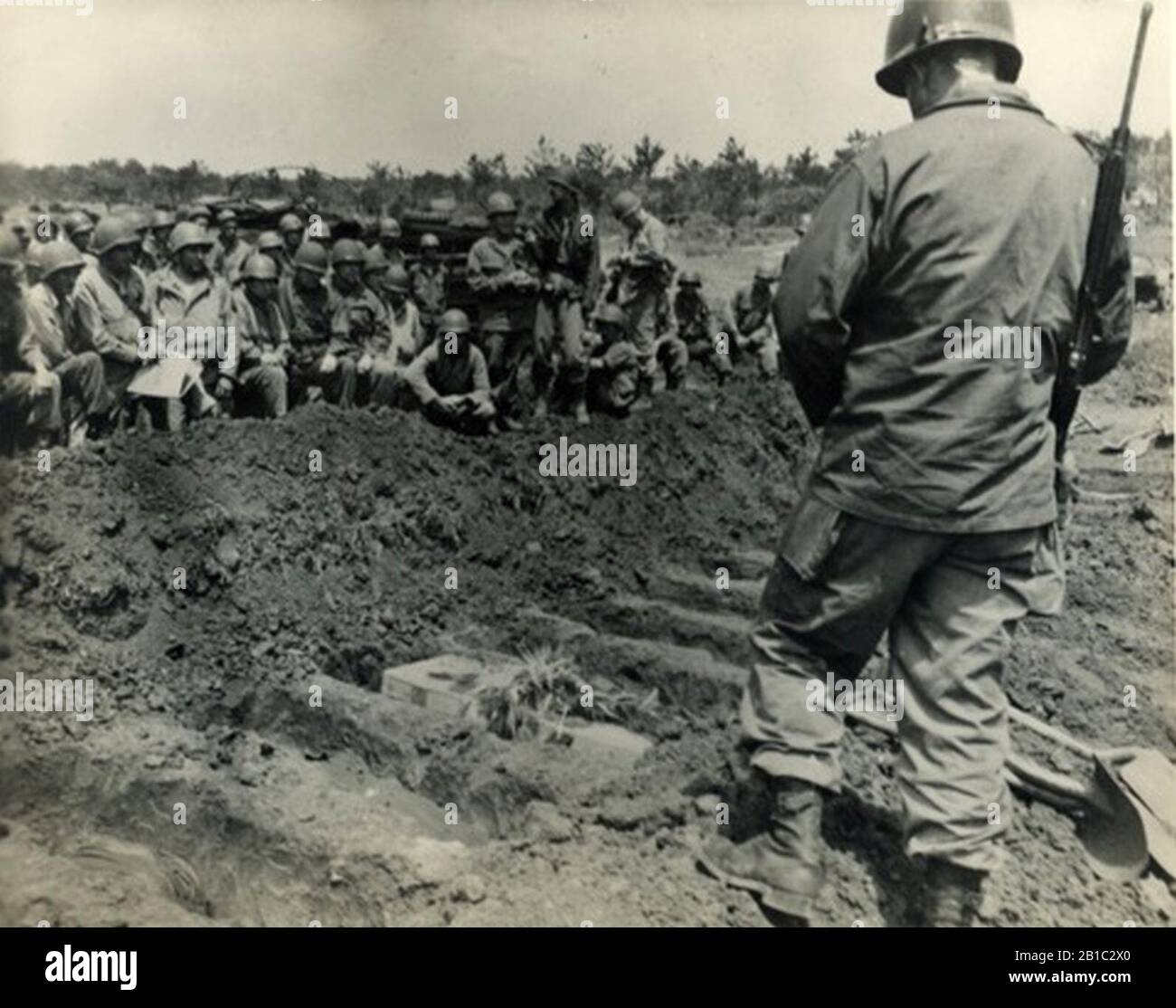 Funeral for Ernie Pyle on Okinawa Stock Photo - Alamy