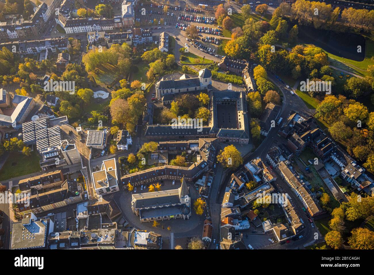 Minster abbey hi-res stock photography and images - Alamy